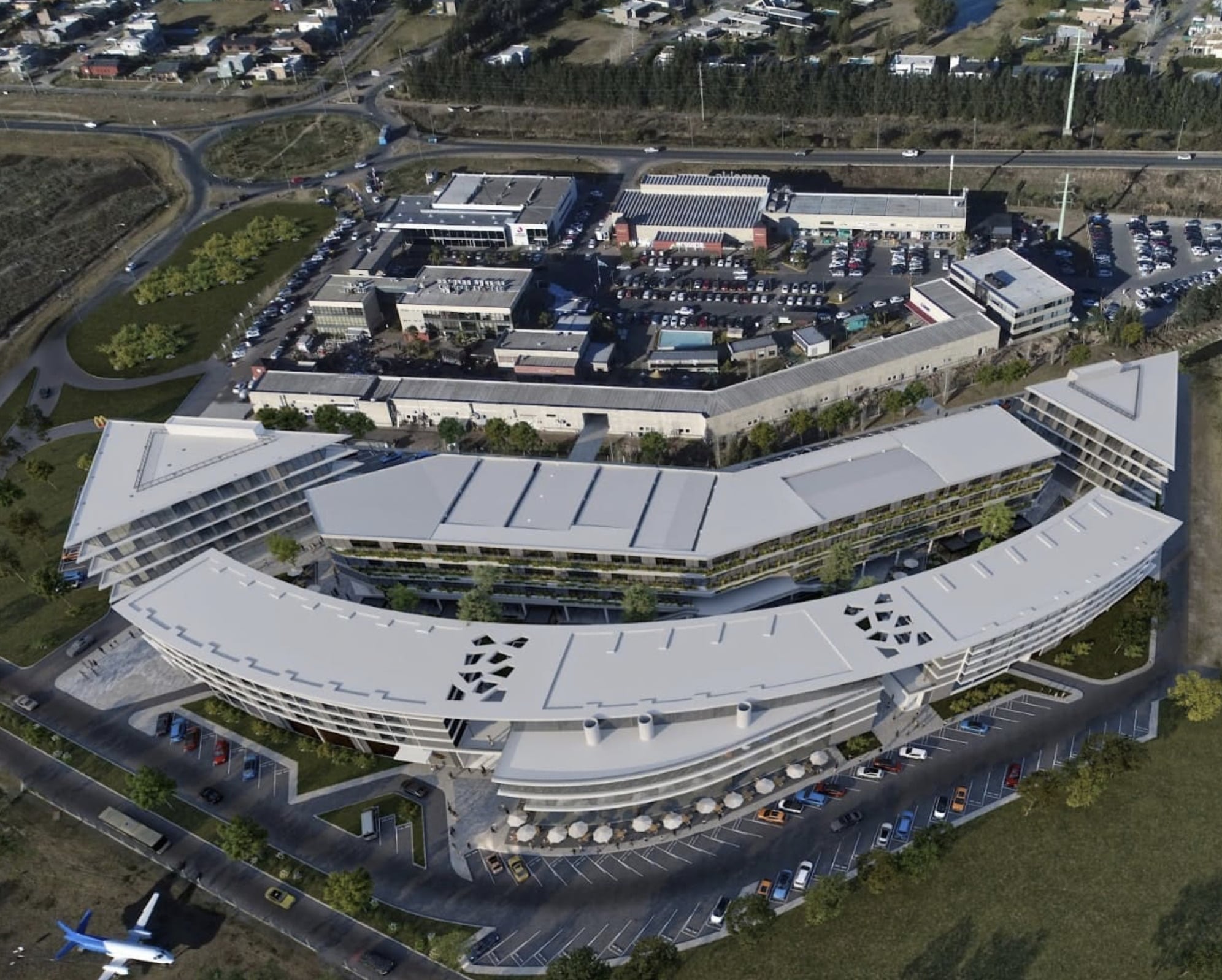 Alianza societaria entre Pellegrinet, EDECA y GM Real Estate impulsa el ...